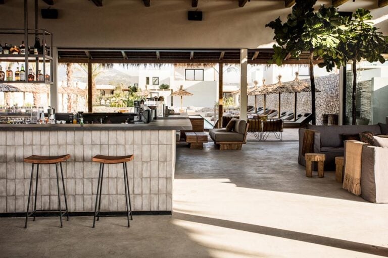 13 Creative Restaurant Interior Design Examples