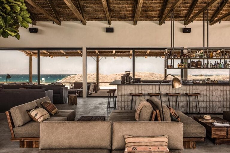 13 Creative Restaurant Interior Design Examples