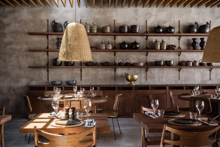 13 Creative Restaurant Interior Design Examples