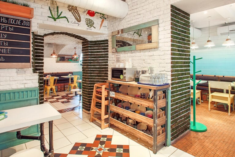 13 Creative Restaurant Interior Design Examples