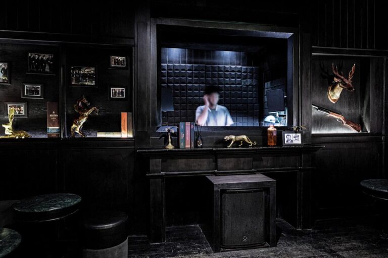 11 Creative Bar Interior Design Examples - Kitchen Business